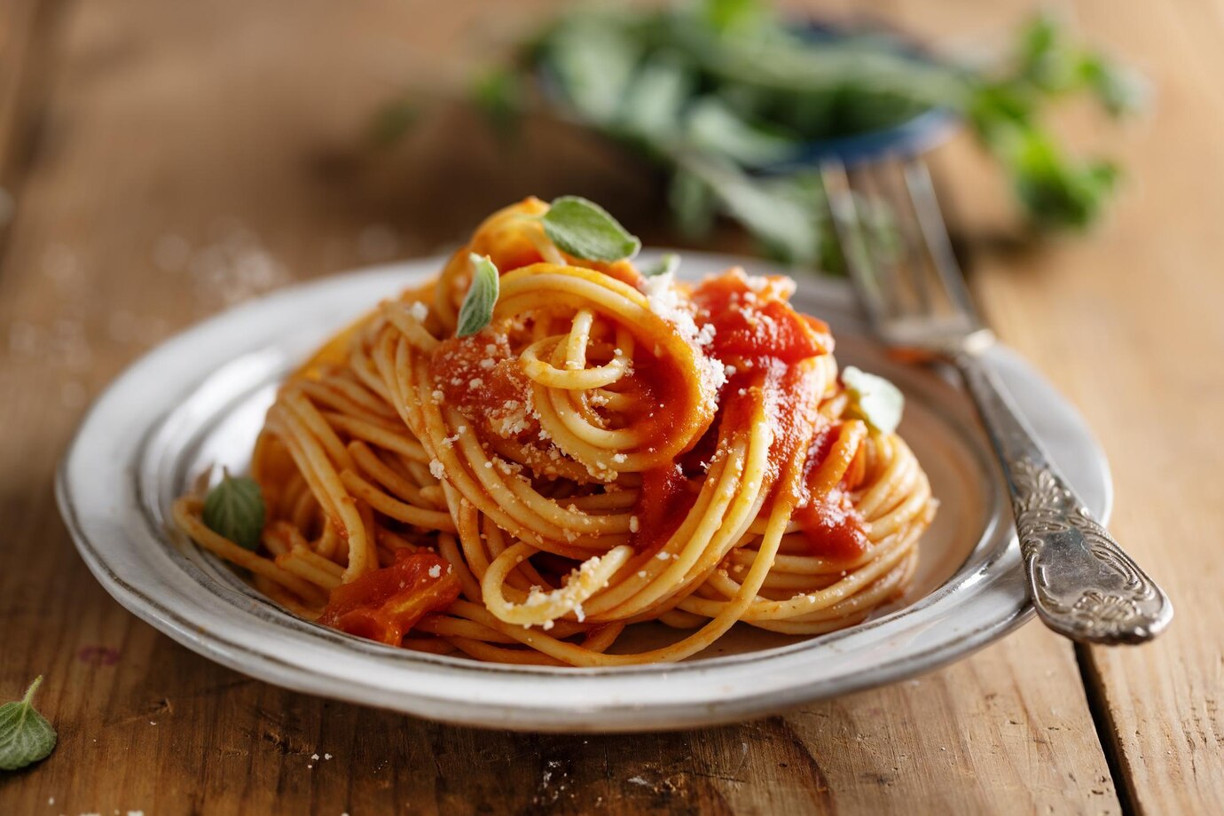 Why Is Spaghetti Pomodoro the Heart of Italian Pasta in Montreal ...